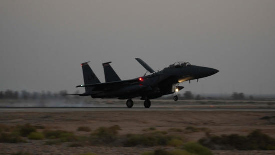 Who is Col. Nicole Malachowski? First female Thunderbird pilot and the ...