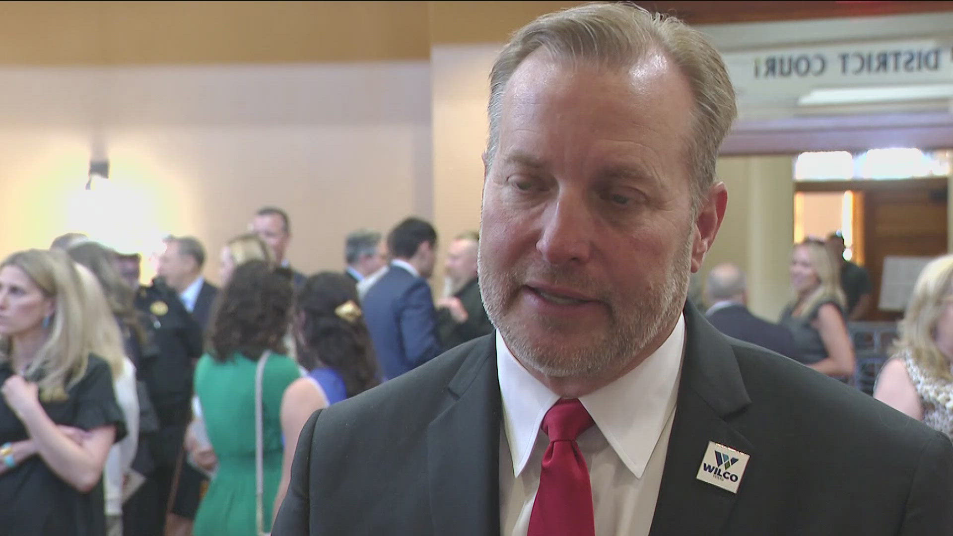 Steven Snell sworn in as Williamson County judge