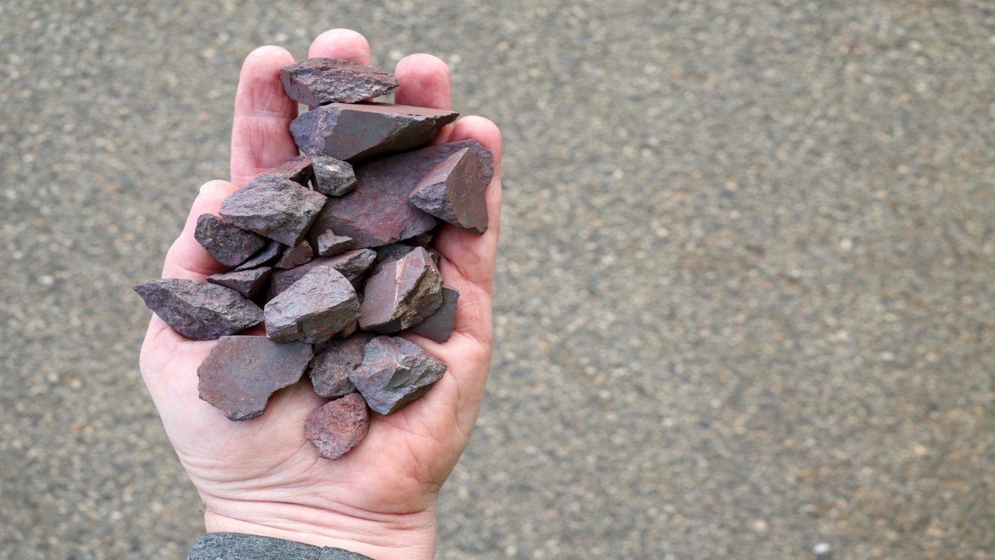 Genmin signs MoU with Sinohydro for Baniaka iron ore project in Gabon