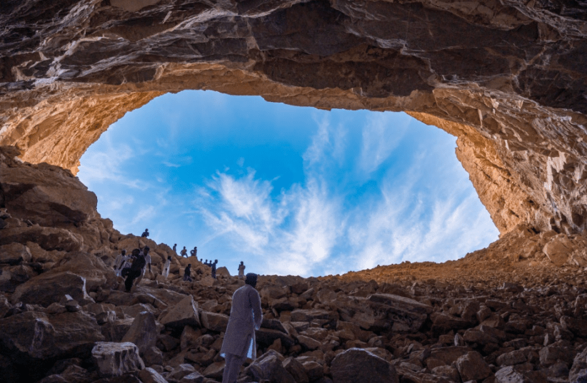 Saudi Geological Survey Authority opens over 150 caves for scientific ...