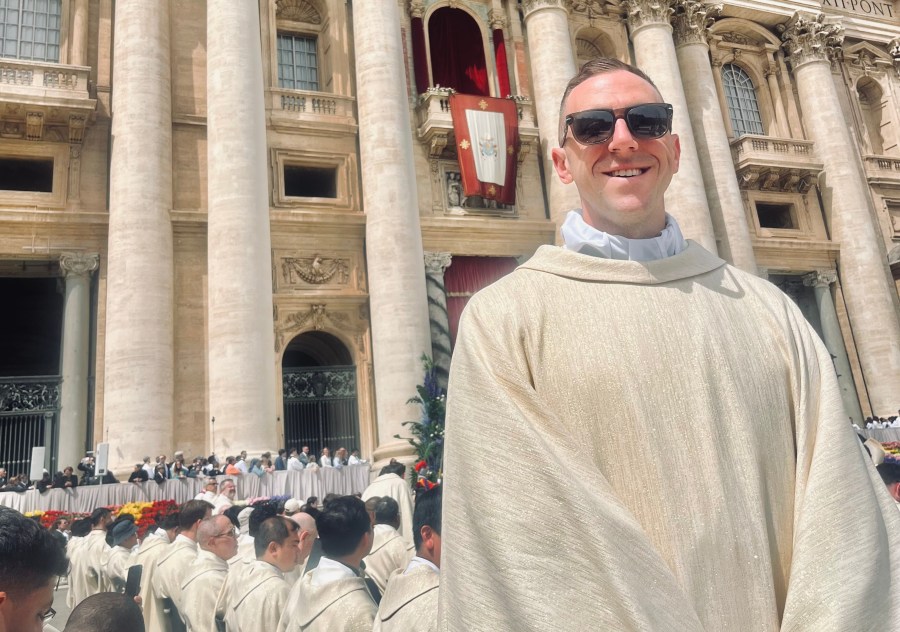 ‘Tremendous world leader’: NE Ohio priest visiting Rome speaks on Pope ...
