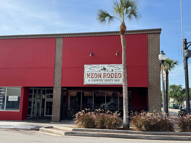 'Bar Rescue' transforms bar in downtown Melbourne. What is new?