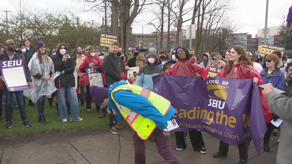 Graduate workers at University of Rochester begin strike for fair union ...