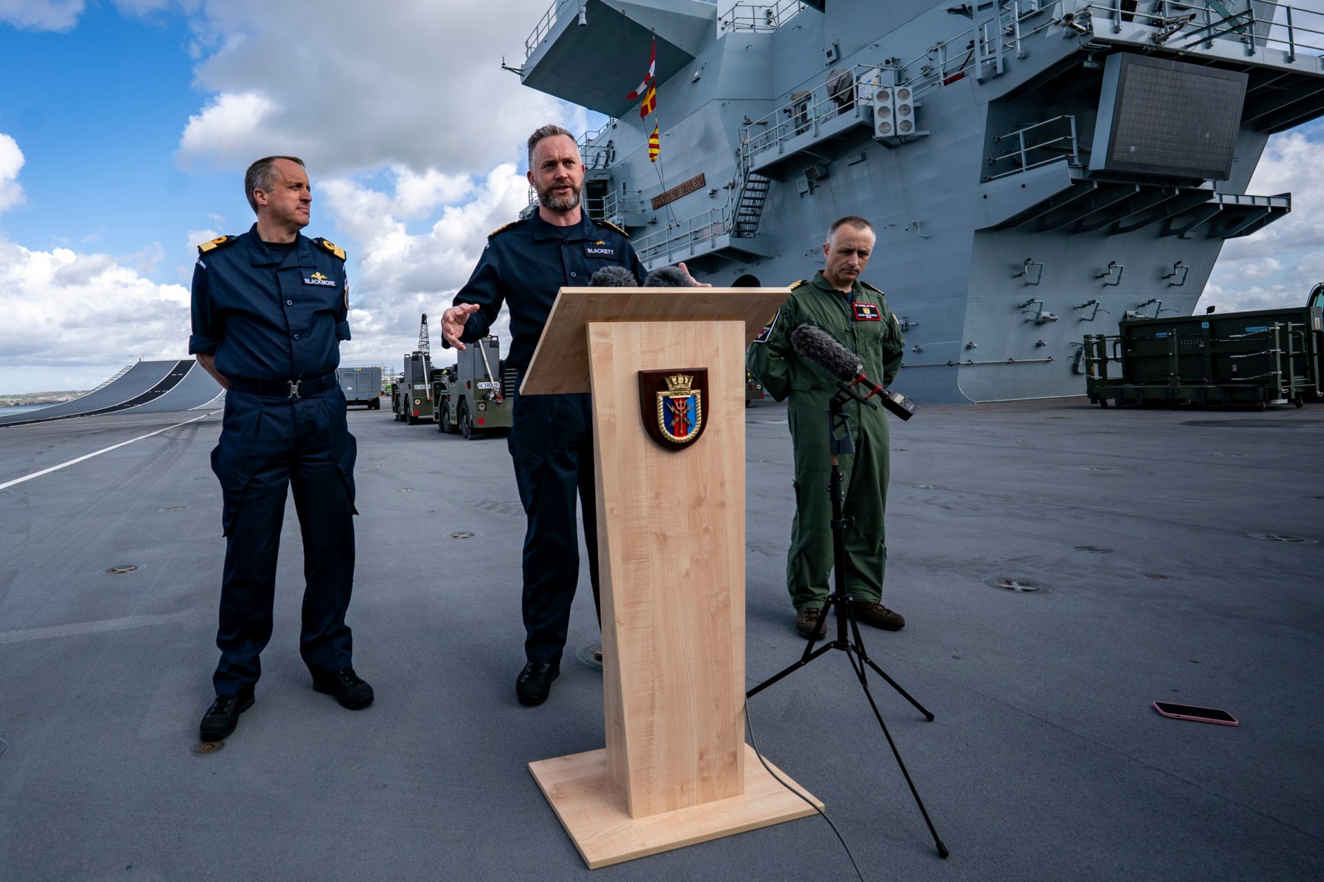 Royal Navy's thinly veiled threat to Russia after unveiling new £ ...