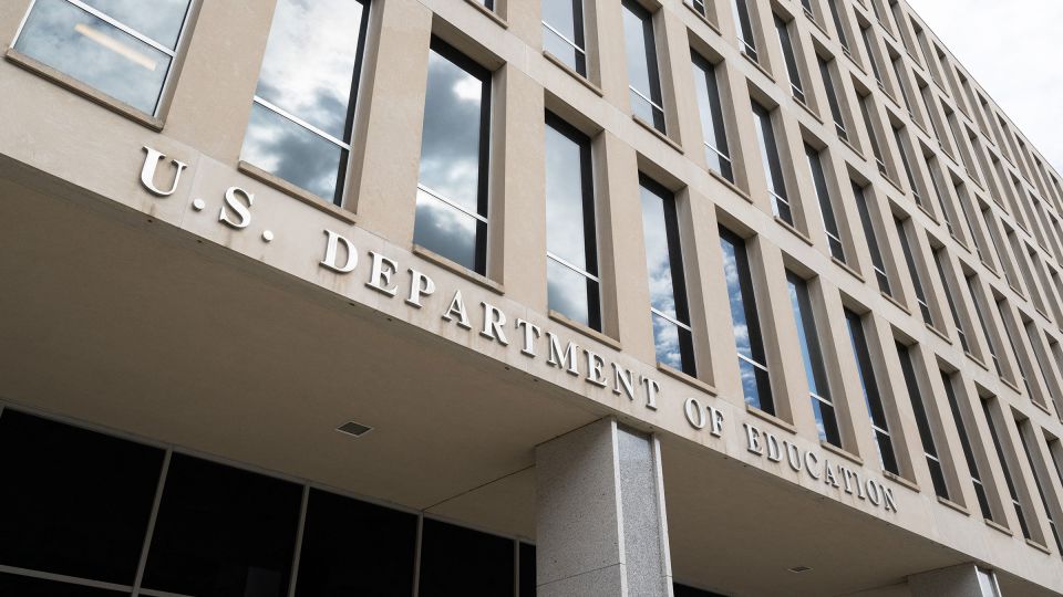 Education Department to resume collecting student loans in default