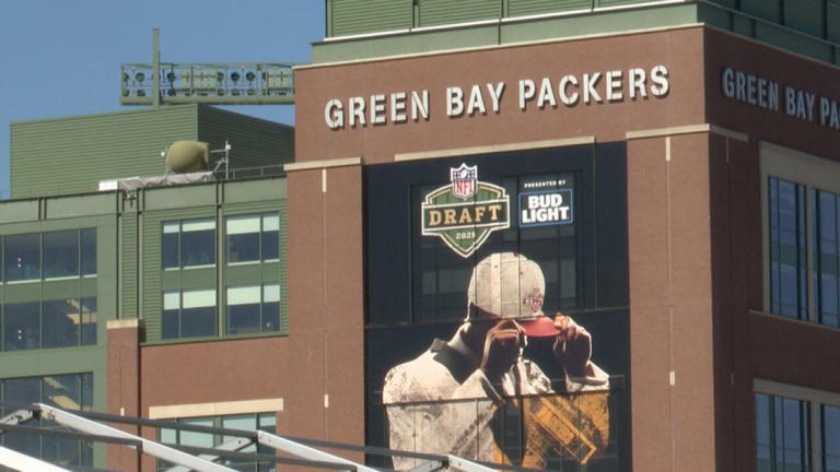 Green Bay in last minute preps for NFL Draft
