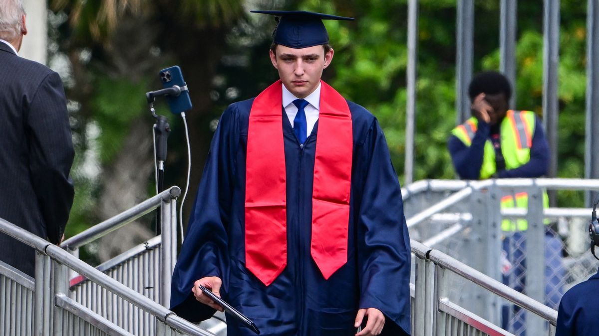 Unpacking claim Barron Trump was rejected from Harvard, Columbia, Stanford