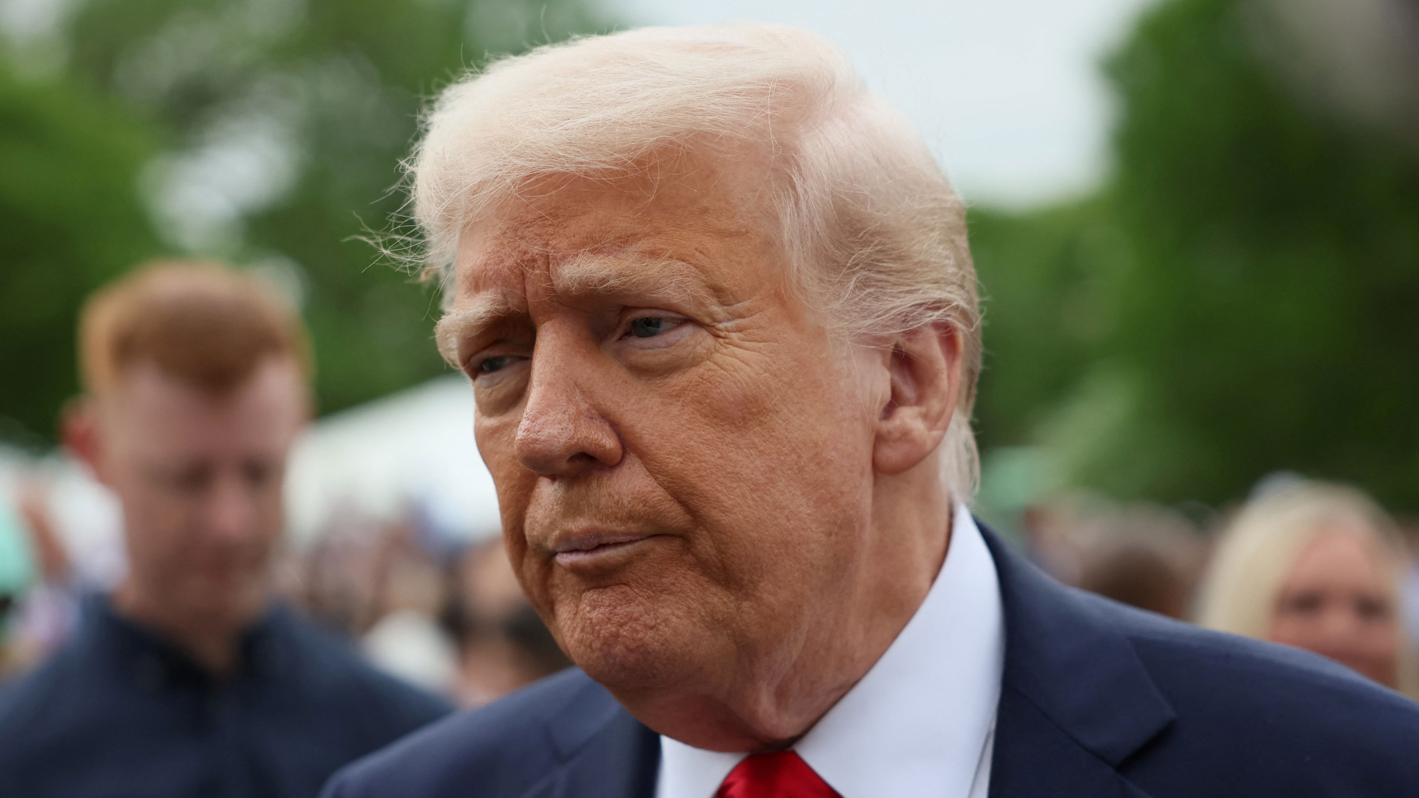 Floundering Trump Meets Walmart CEO Over Self-Inflicted Tariff Crisis