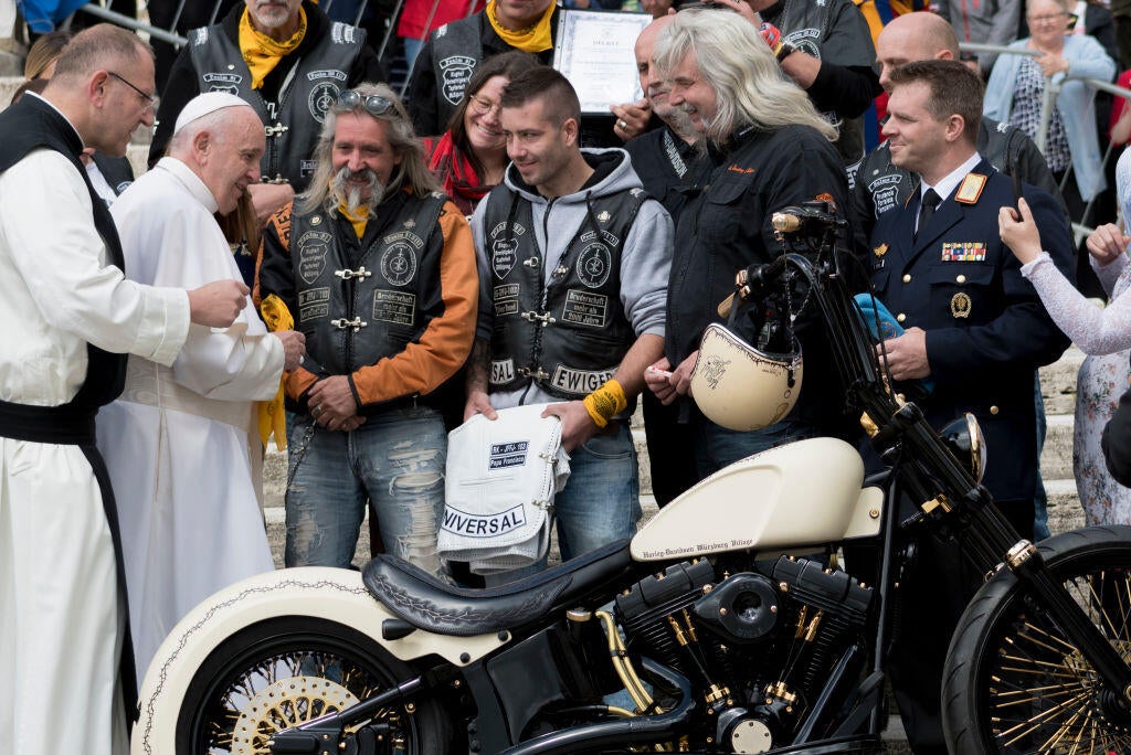 10 of Pope Francis' most heartwarming moments