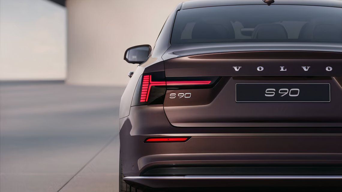 Video: Volvo's E-Class Fighter Is The Most Elegant Forbidden Fruit