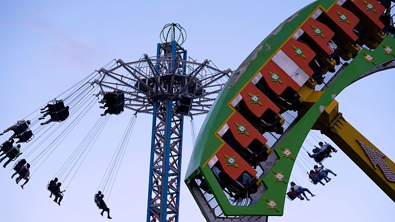 South Africans flock to traditional Rand Easter Show