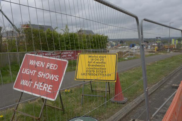 Wiltshire town footpath and lane closure sees traffic