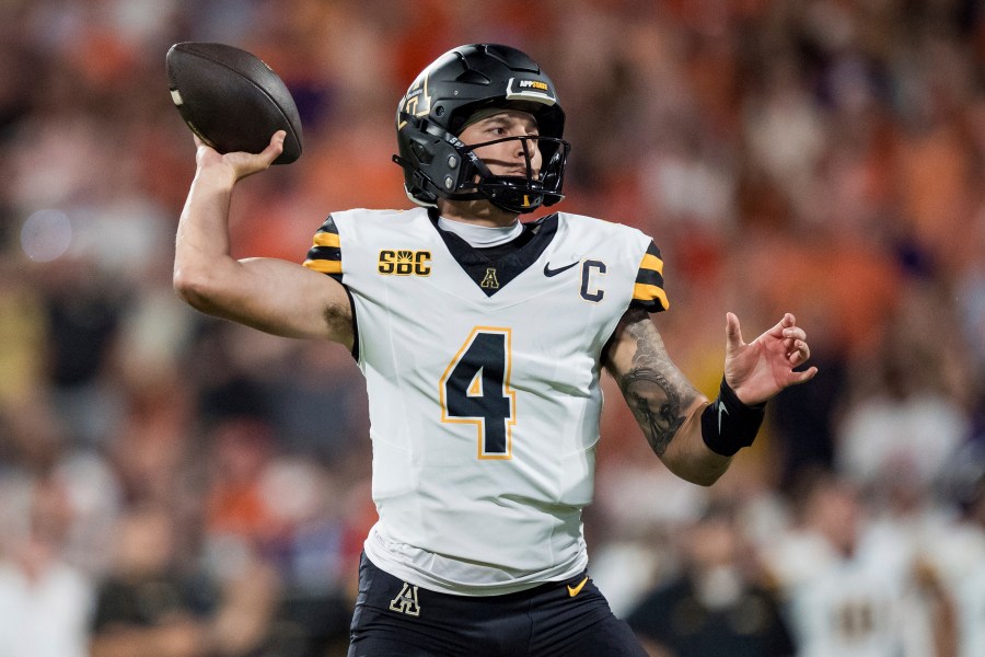 Former Appalachian State quarterback Aguilar leaves UCLA for Tennessee