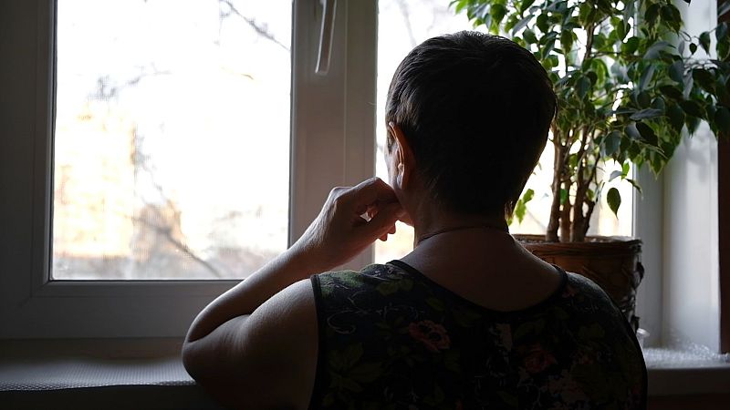 People tend to get lonelier as they age, but it’s worse for seniors in ...