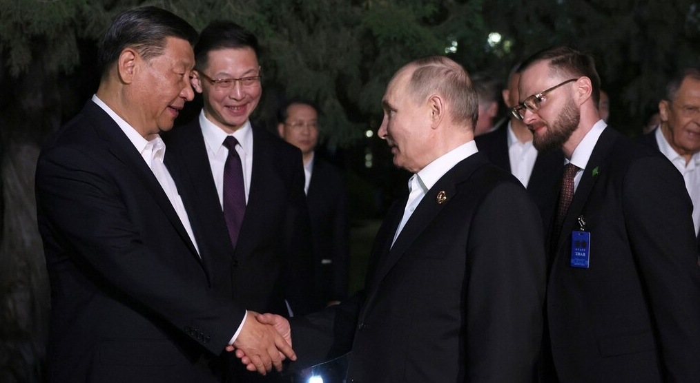 Ambassader stängs – Kina och Ryssland redo att ta över i Afrika