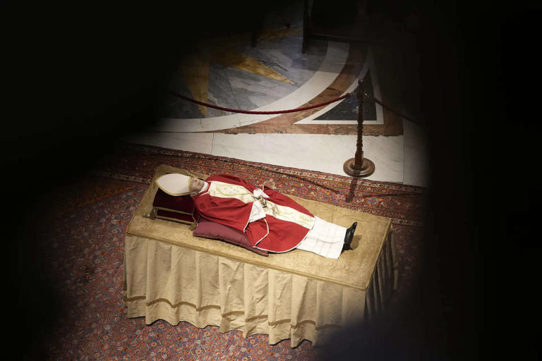 From funeral to ‘Habemus Papam’: What follows the death of a Pope