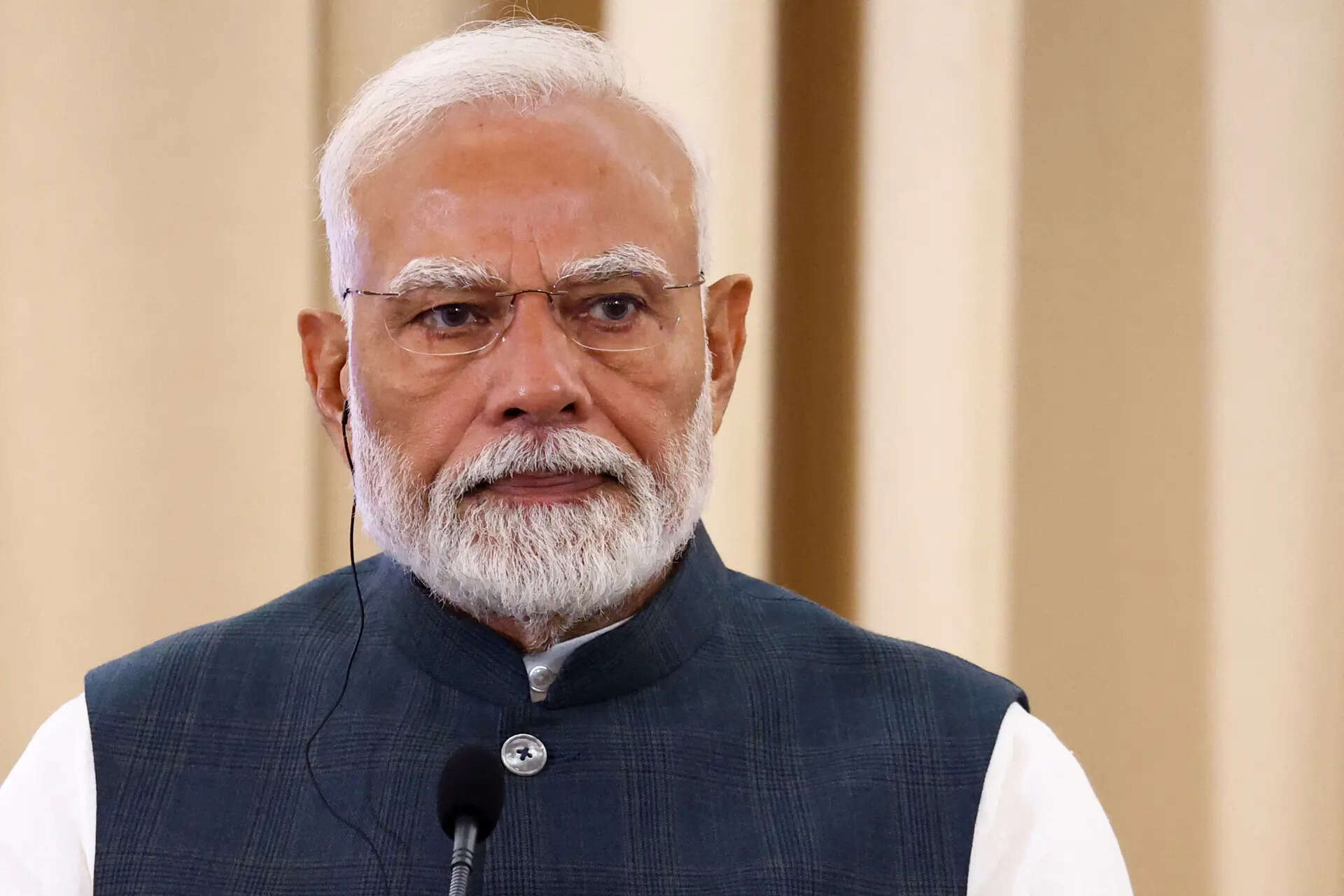 Saudi's special mid-air gesture for PM Modi as he enters its airspace ...