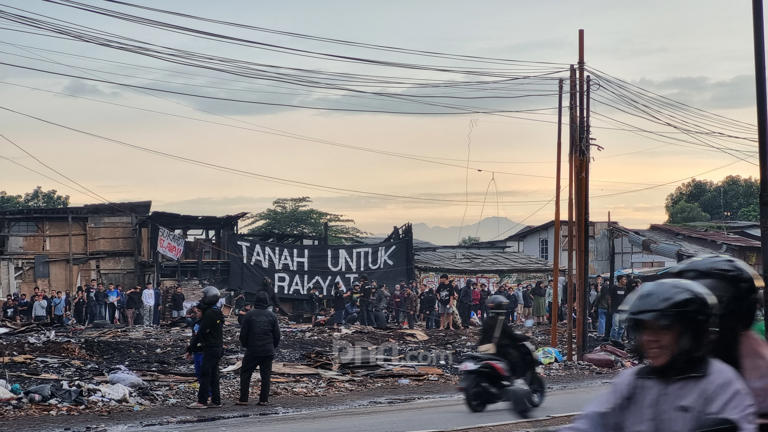 Walkot Farhan Sayangkan Bentrokan Warga Sukahaji Bandung