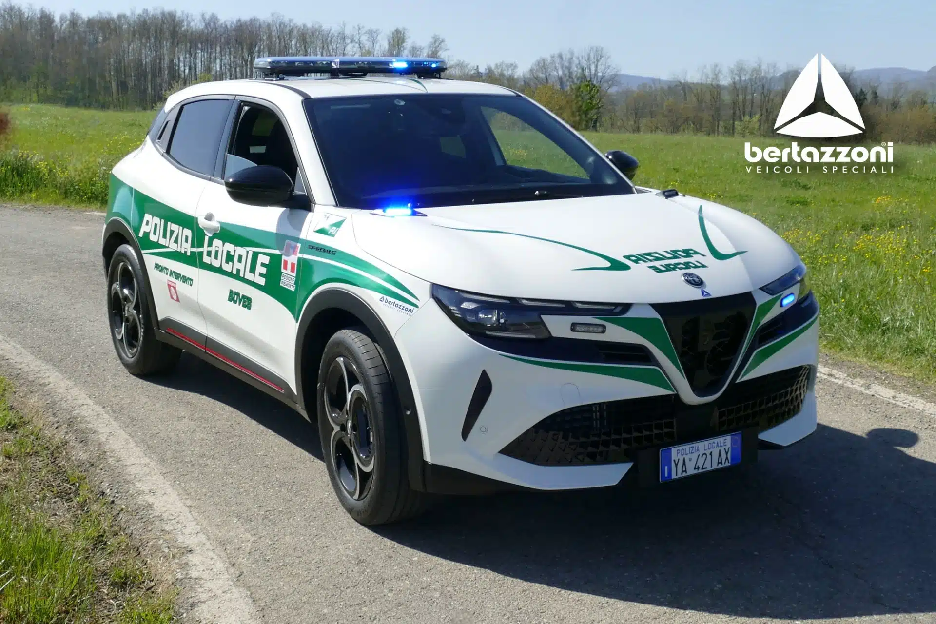 La Alfa Romeo Junior si mette la divisa: le foto