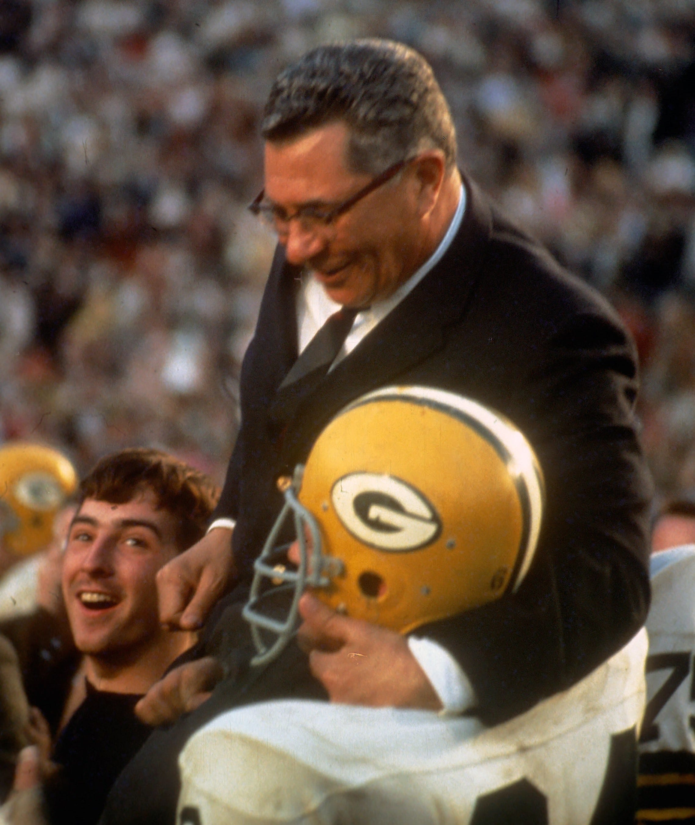 Five questions about the Green Bay Packers: Name, mascot, 'G' logo ...