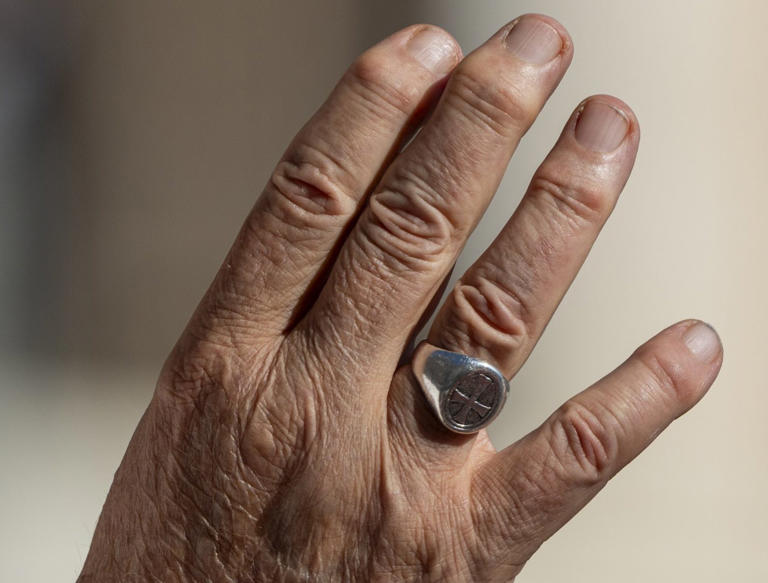 Here's why Pope Francis's ring will be destroyed by a hammer