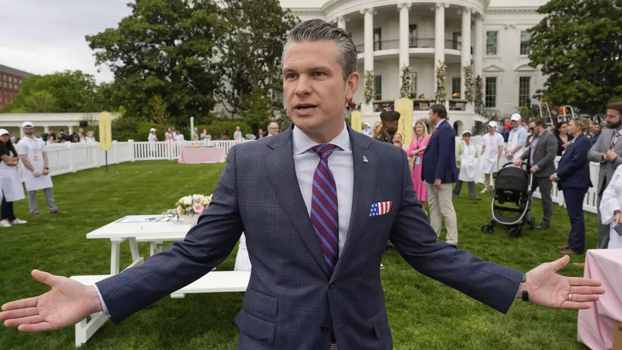 Signal gate: Pete Hegseth reportedly has a meltdown at White House ...