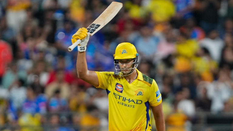 CSK's Shivam Dube pledges Rs 70,000 each to 10 athletes from Tamil Nadu