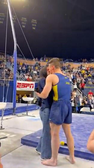 Heartwarming moment Olympic gymnast proposes to girlfriend after ...