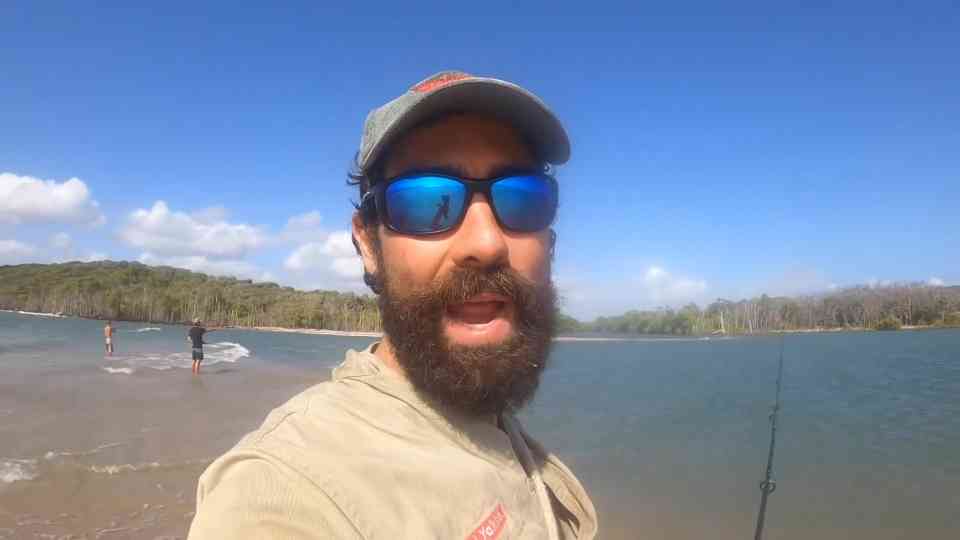 HUNTING FOR FOOD WITH A HANDMADE BOW (Catch & Cook)