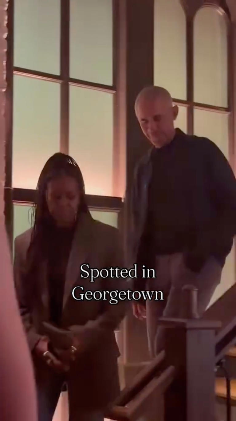 Barack and Michelle Obama spotted on date night in DC restaurant where ...