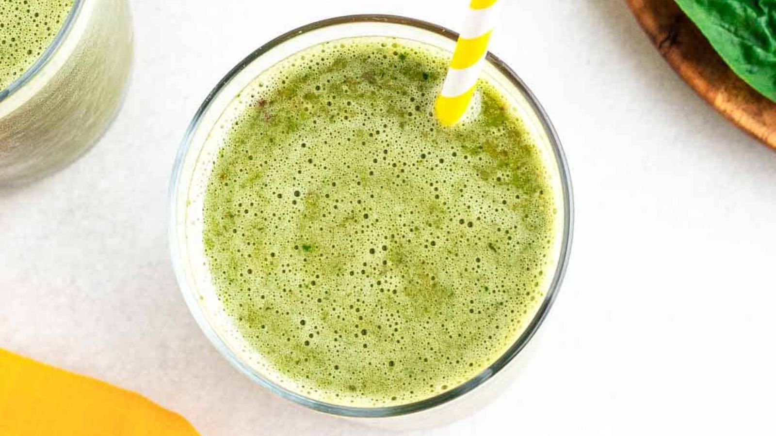The 28 Refreshing Smoothie Combos Bursting With Spring Flavors
