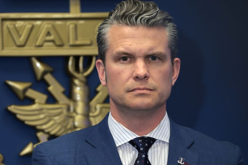 Top commander suspended after strange 'insult' to Donald Trump spotted ...