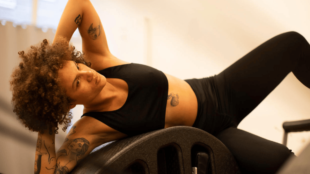 5 Gentle Exercises to Activate Your Muscles When You're Tired