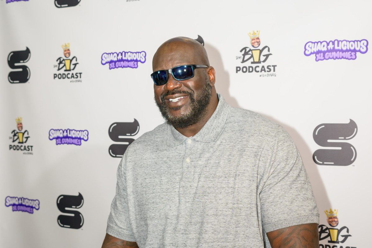 WATCH: Shaq Has Emergency on Live Television & Hurries Off Stage