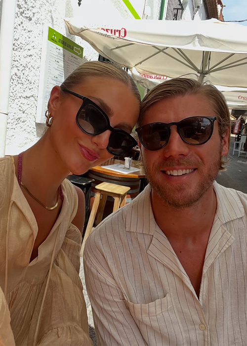 'I adore you' Jay's Duffy's girlfriend Lucy showers him with love on ...