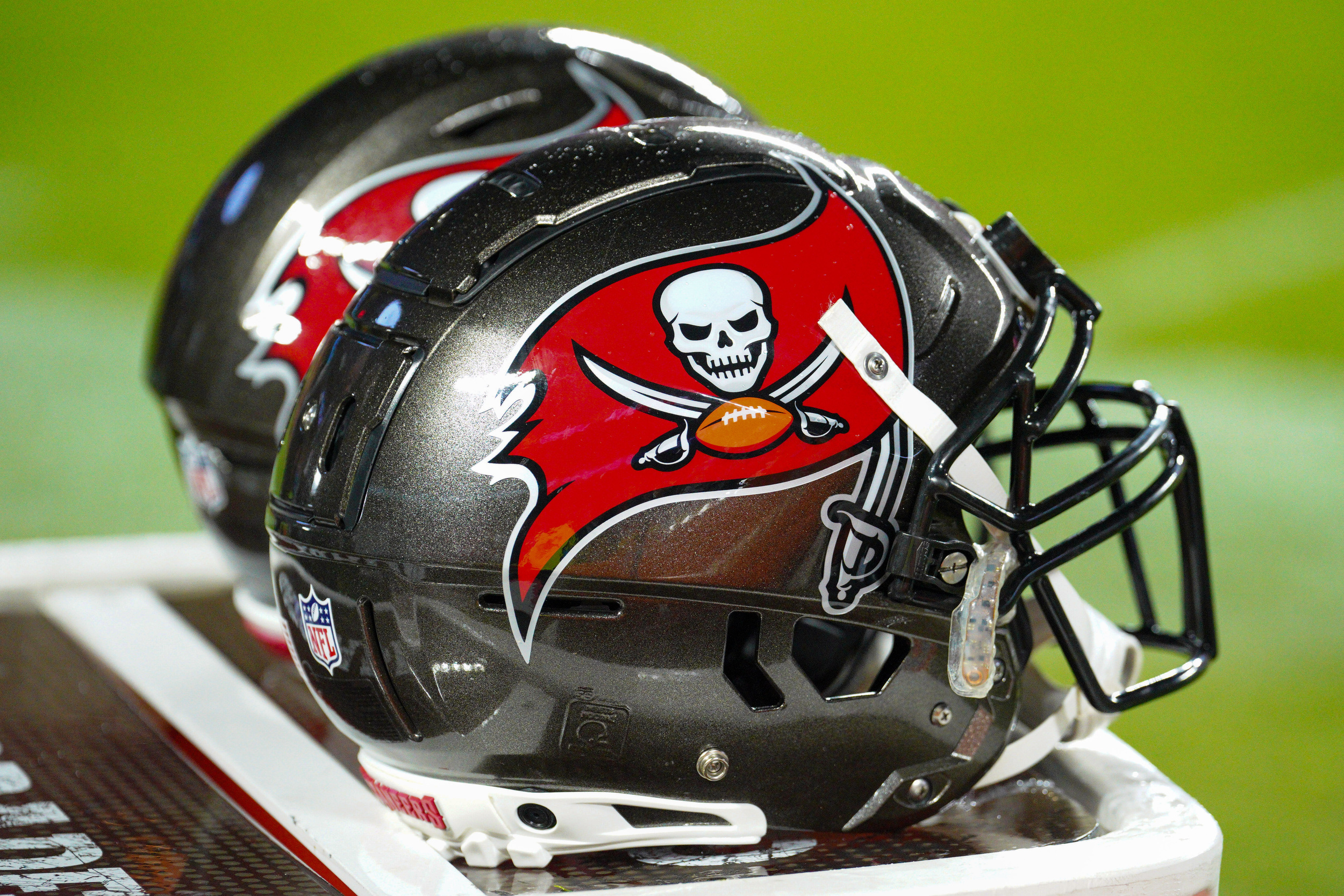 Pewter Report 2025 7-Round Bucs Mock Draft – FINAL