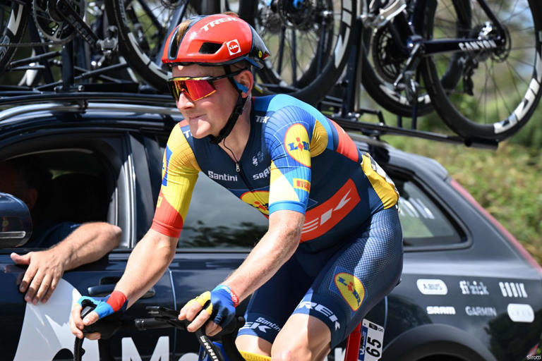 Sam Oomen shocked after huge impact of crash, we "normally" don't see ...