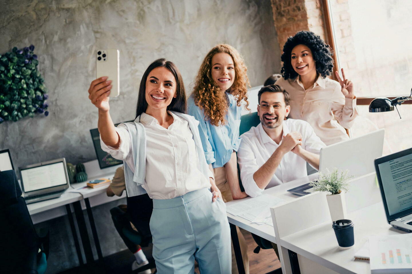 « Tout devient plus mécanique » : comment la « colleague zone » a pris ...