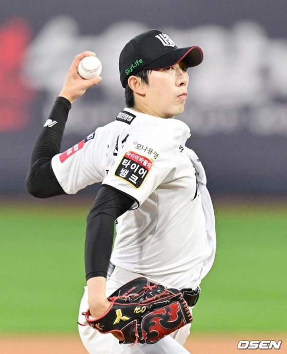 '트레이드 이적생' 오원석 6이닝 8K 무실점, 김광현-SSG 울렸다... KT '3연승→2위 탈환' [수원 현장리뷰]