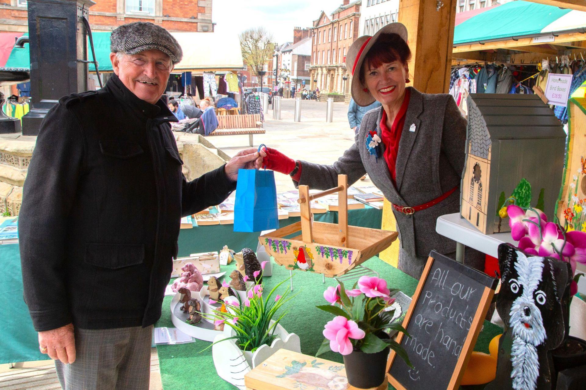 Chesterfield Market: Popular Chesterfield Artisan Market set to return ...