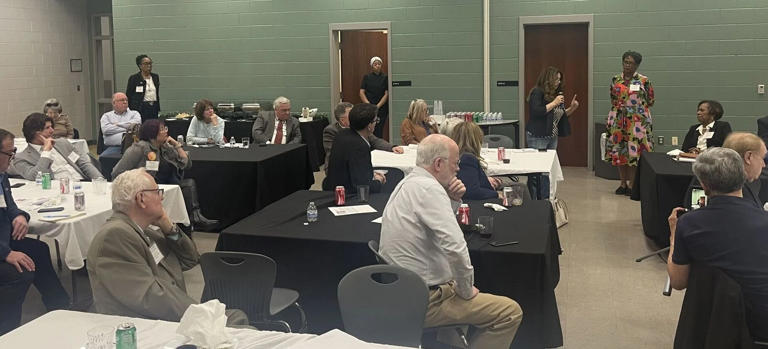 Prince William data center forum intermingles local officials, industry ...