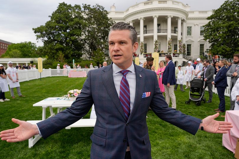 Pete Hegseth attacks media as kids cringe in the background of awkward clip