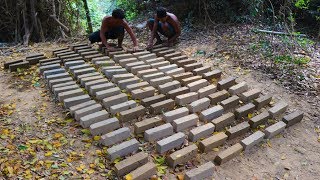 How to Make Mud Bricks Using Only Your Hands