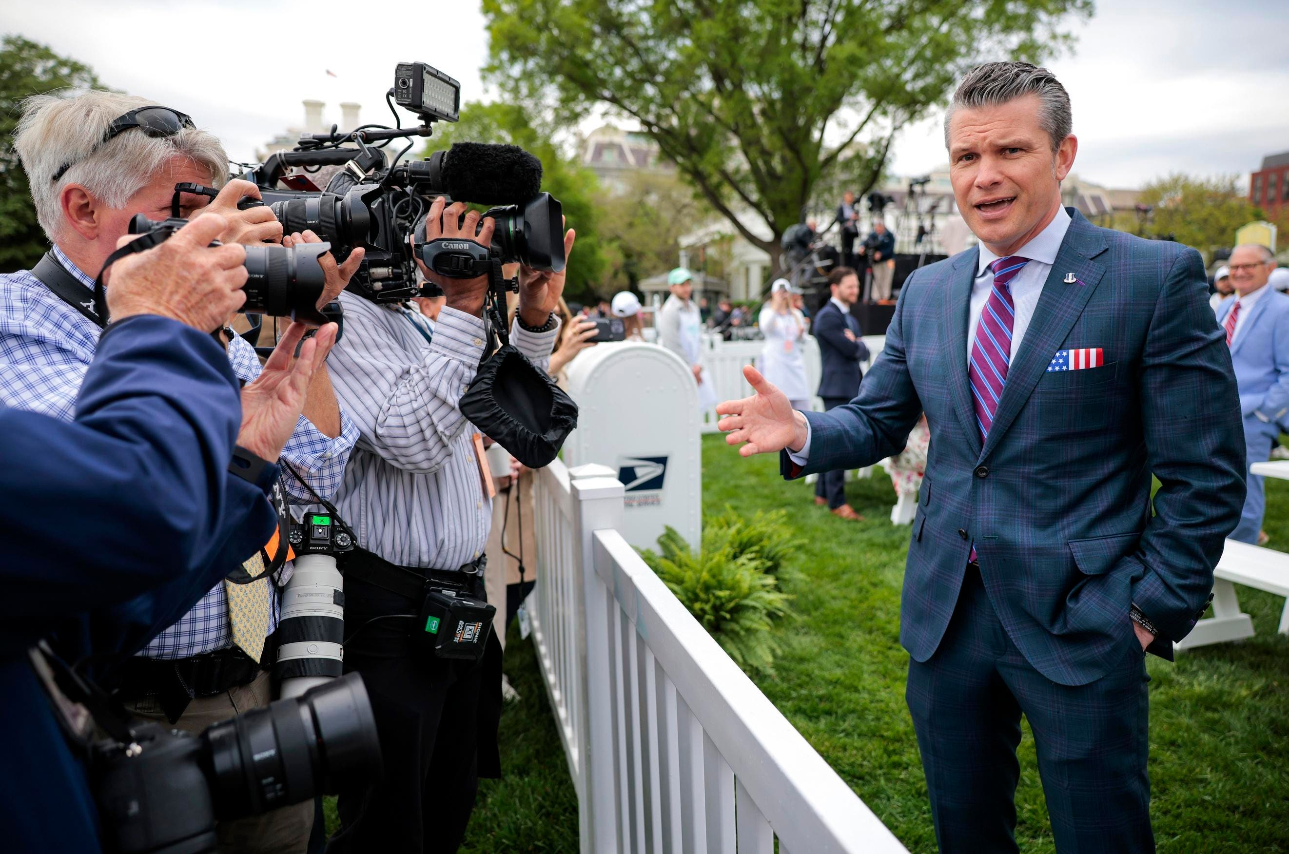 Hegseth Doesn’t Deny Second Signal Chat Allegation