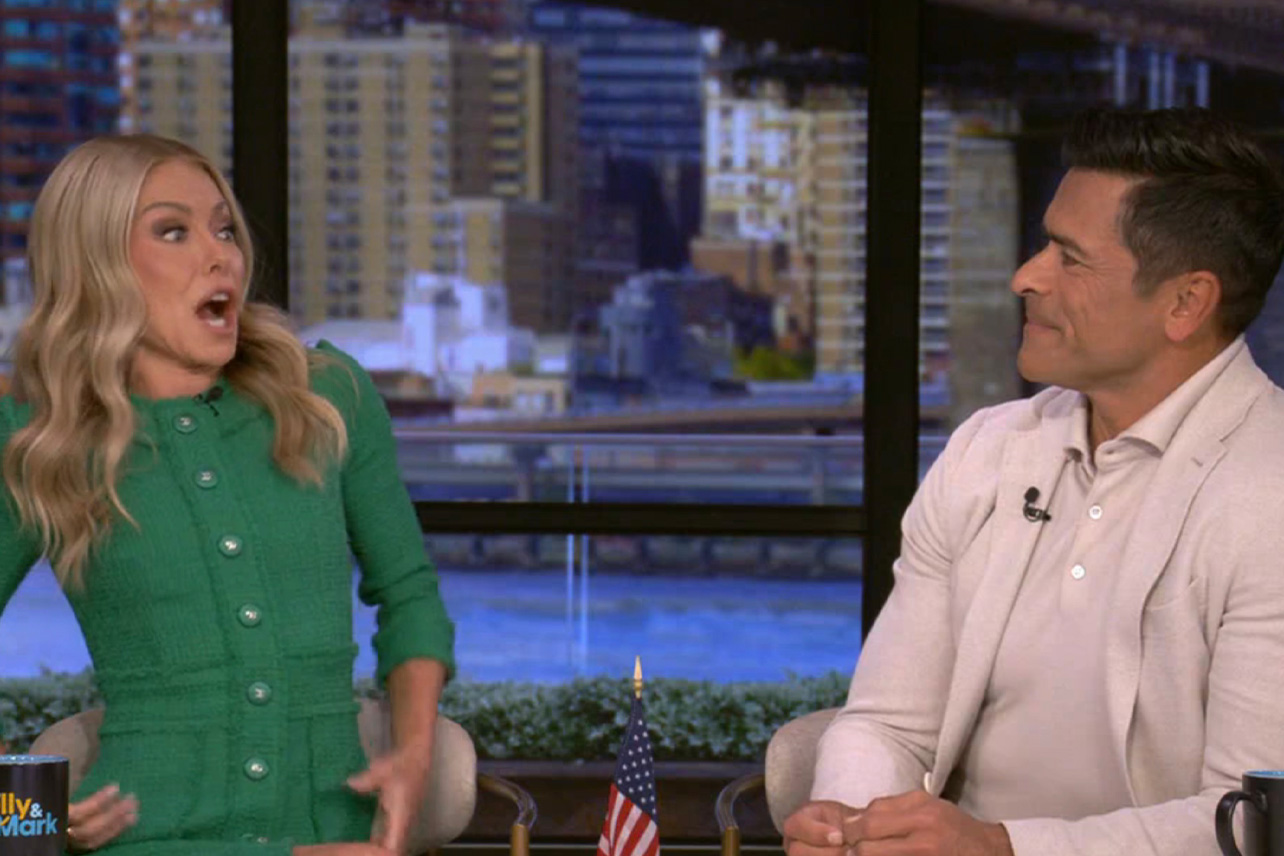 Kelly Ripa Tells ‘Live’ How Her Daughter “Tried To Dress” Her For A ...