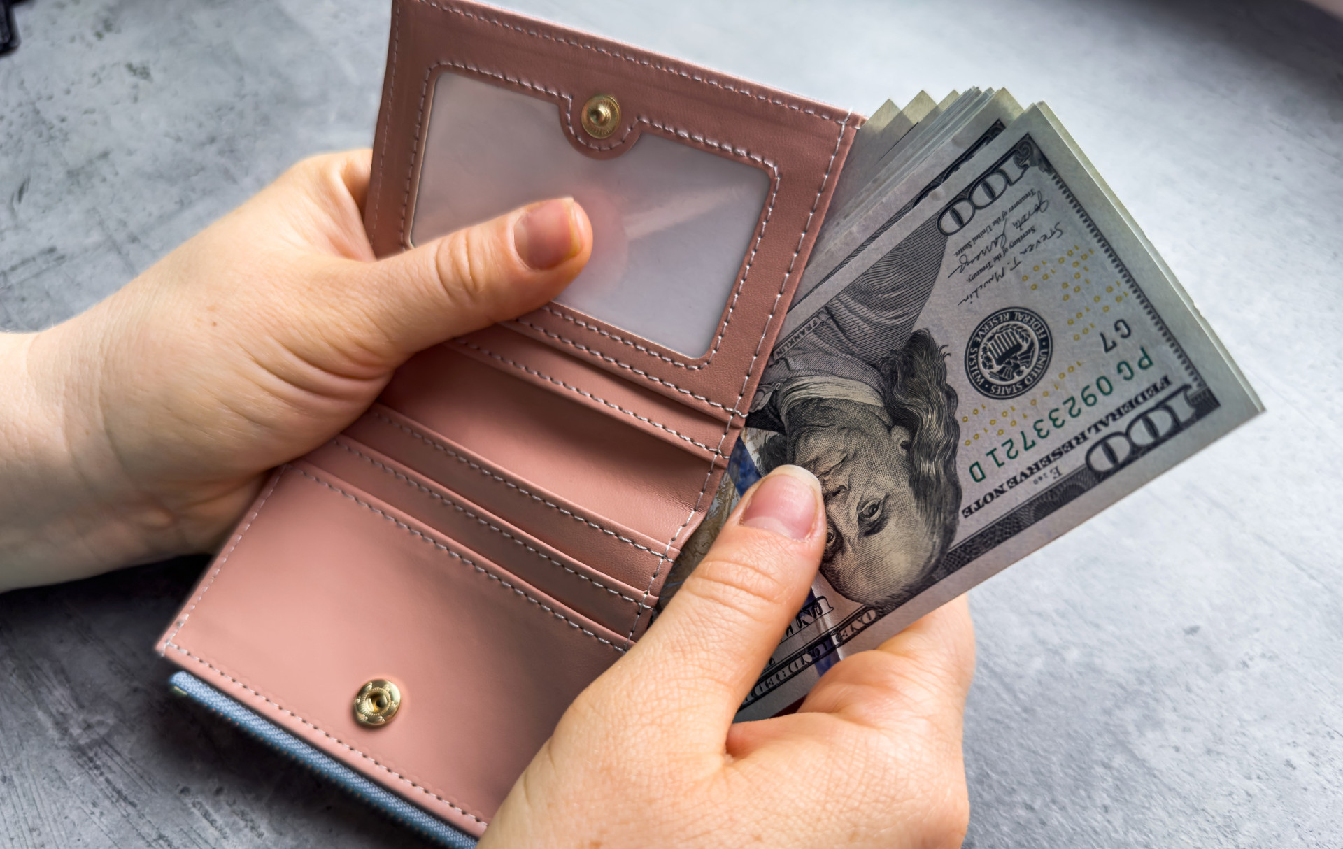 The world's most counterfeited currencies