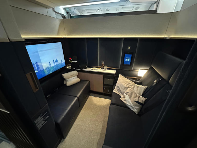 Look inside: From first class to economy, what to expect from Lufthansa ...