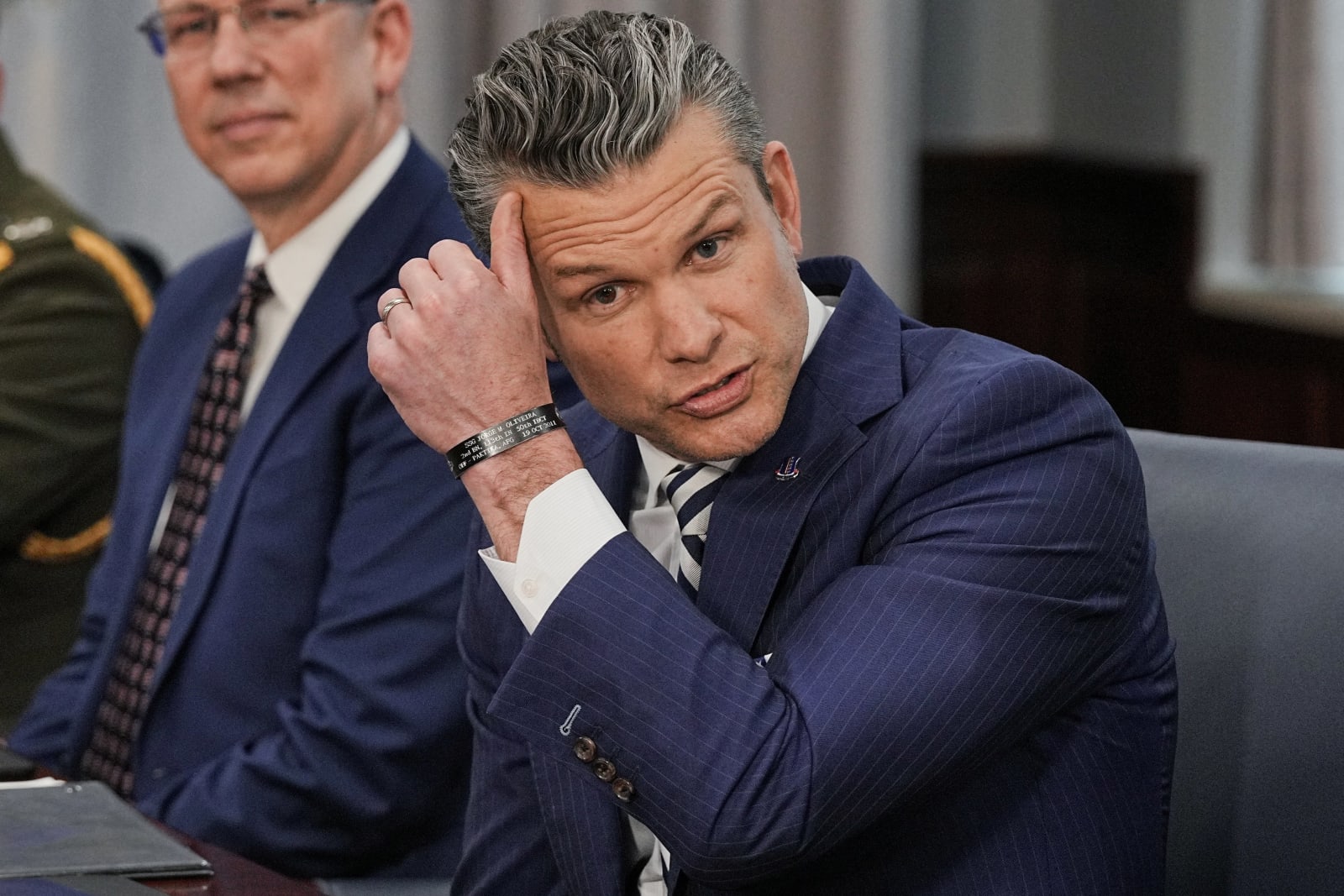 'Obfuscating answers': Hegseth's 'nonsensical' Fox News interview ...