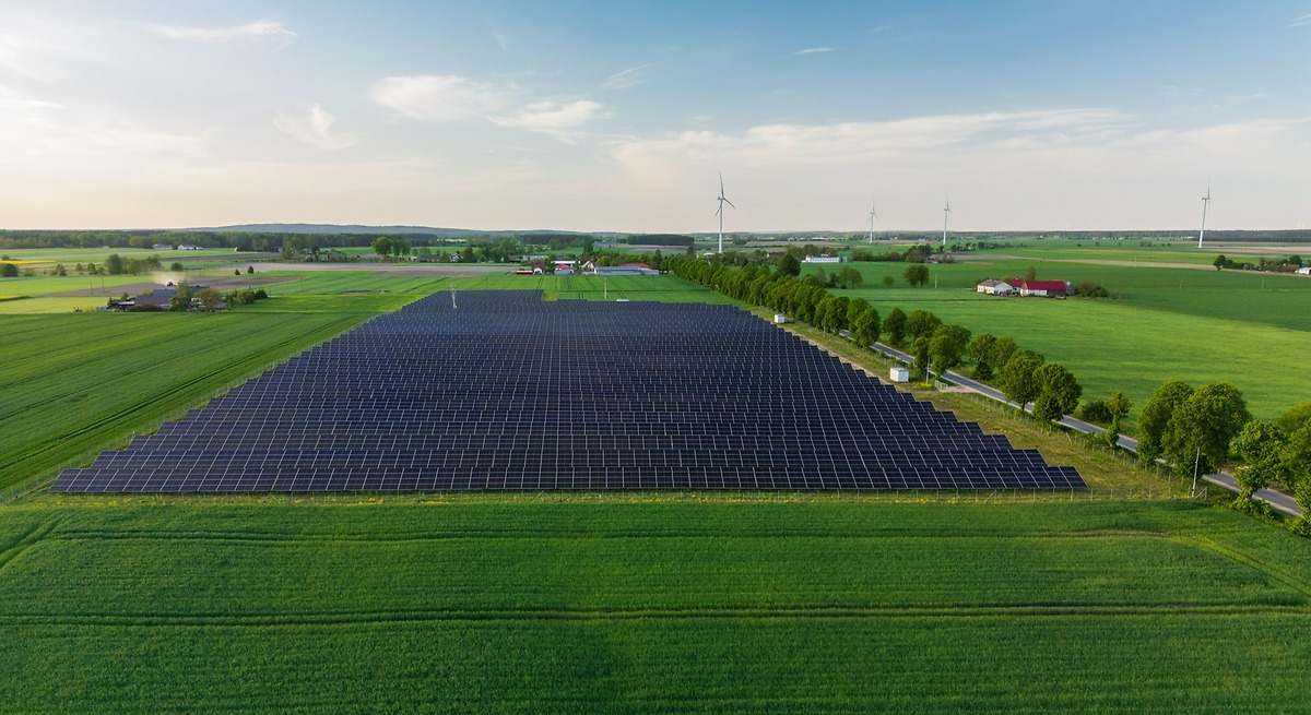 EDP comienza la construcción de su segunda planta solar a escala ...