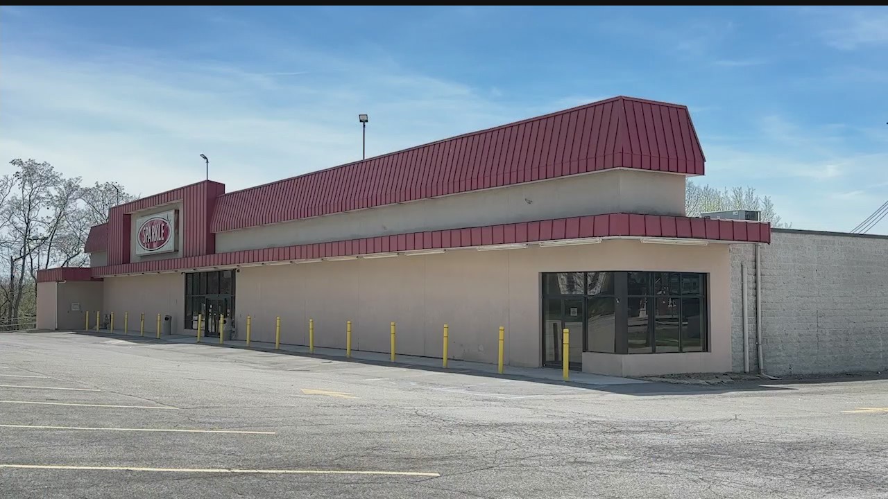 Winning bid at $410K for Salem Sparkle Market